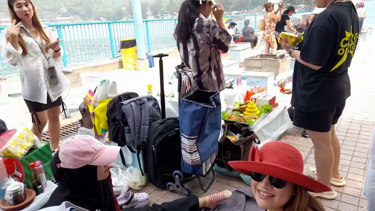 VLOG LIBURAN KEPANTAI SAMBIL BAKAR BAKAR