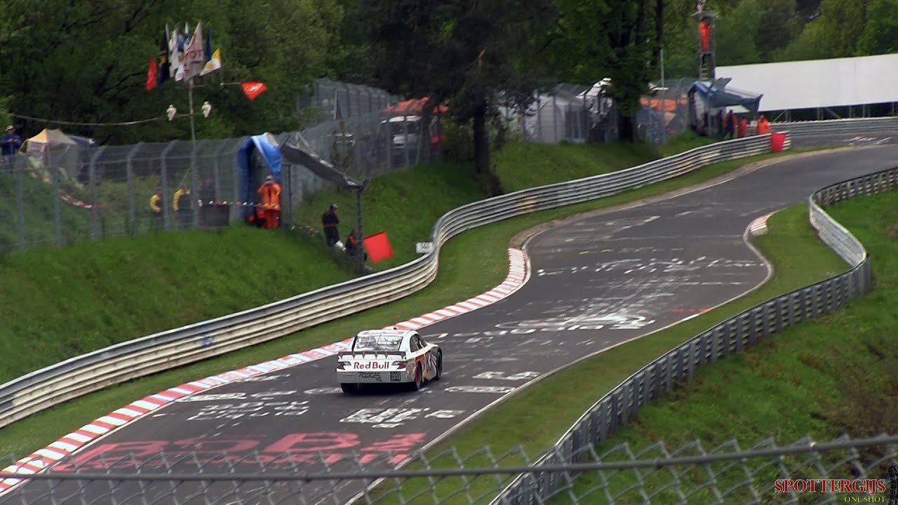 NASCAR Racer Roars at the Nurburgring - autoevolution