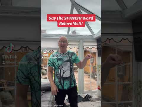 Learn Spanish -| #shorts | THE SHOE in Spanish | #Youtubeshorts | Spanish Lessons