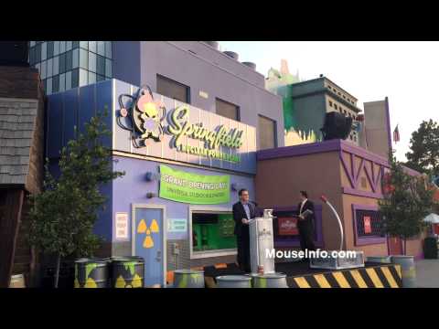 VIDEO: Universal Studios Hollywood officially opens SPRINGFIELD USA ...