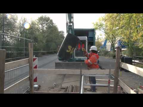 Berstlining aus Bochum. Erneuerung eines Mischwasserkanals im Berstlining - Verfahren.