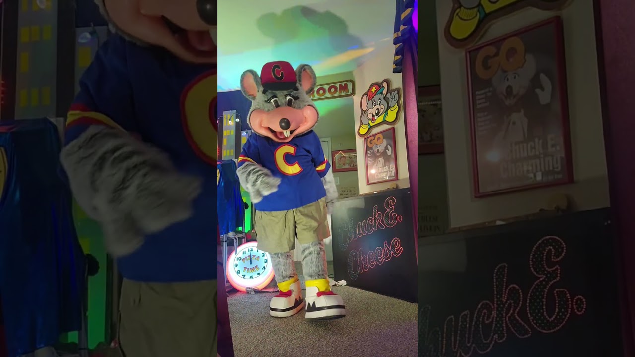 The Wardrobe Trend : Chuck E. Edition #chuckecheese