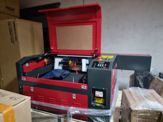 Laser Cutting Machine - CO2 Laser Cutting Machine Trader - Wholesaler ...