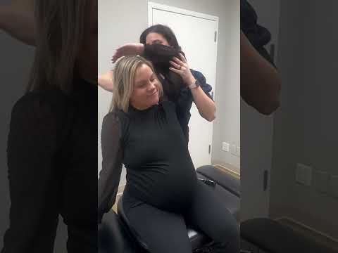 Heavily Pregnant Patient Gets a Gentle & Effective Adjustment! 🤰💆♀️ #PregnancyChiropractic