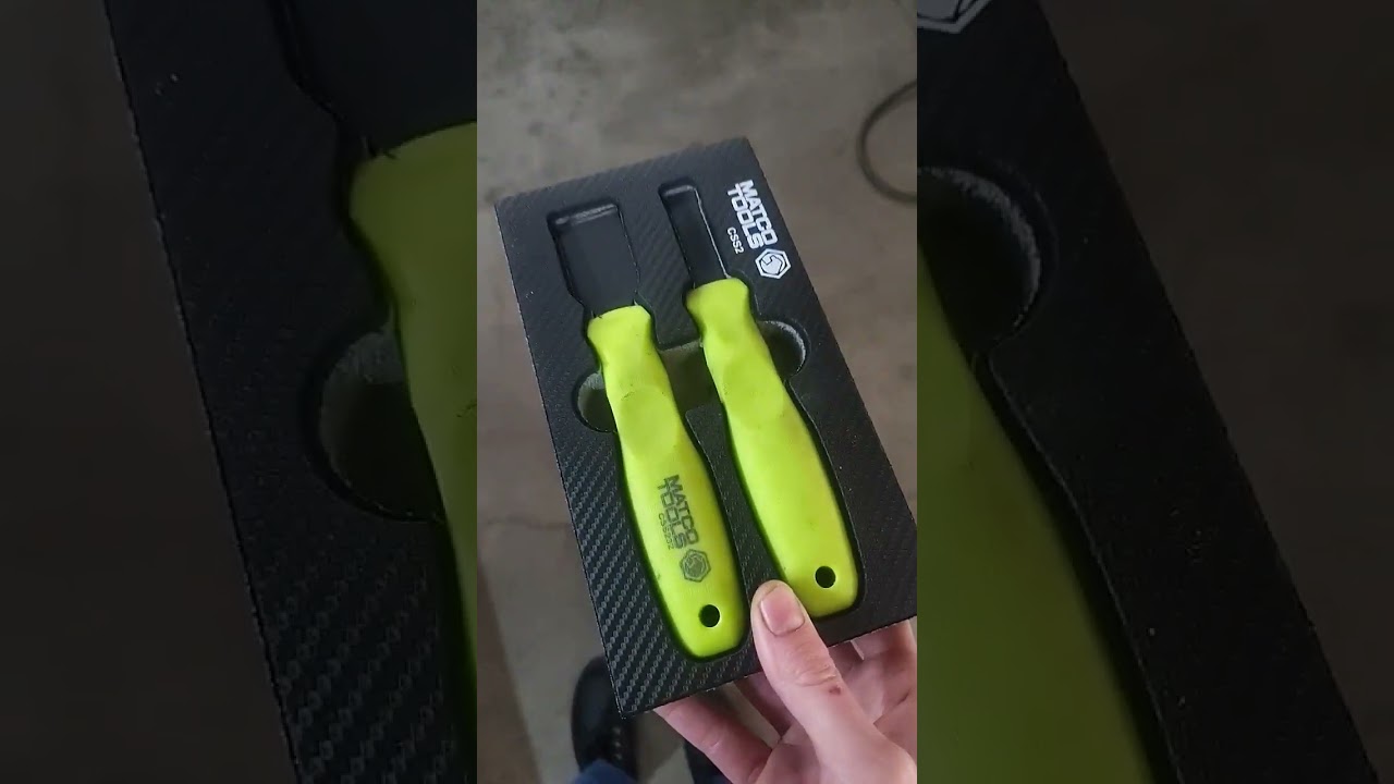 Gasket & RTV removal... #mechanic #mechanics #autorepair