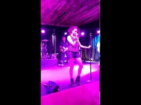 Jana Kramer - Why Ya Wanna - LIVE Woodbridge, VA 9/26/14