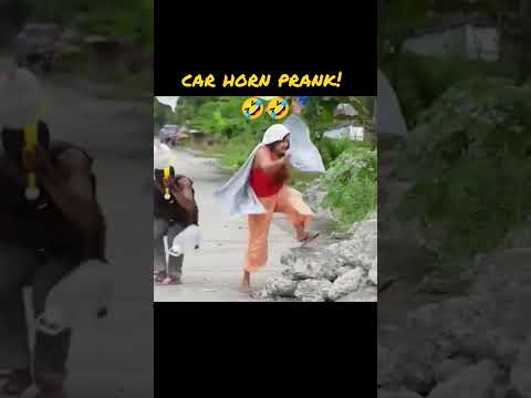 FUNNY VIDEO! Car Horn Prank #funnyvideo #pinoy #bartolobrothers #pranks