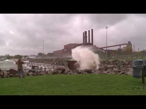 Gale force wind warning issued: Lake Erie waves could hit 13 feet