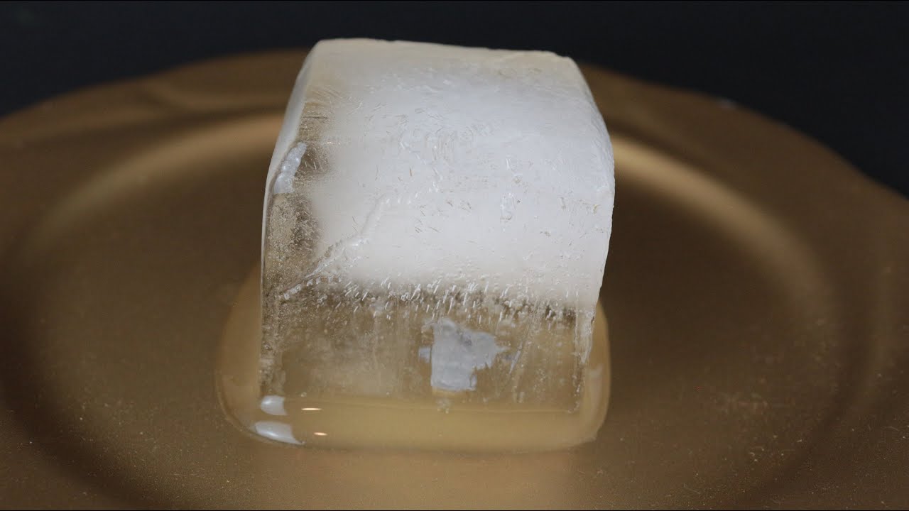 Timelapse - Ice Cube Melting