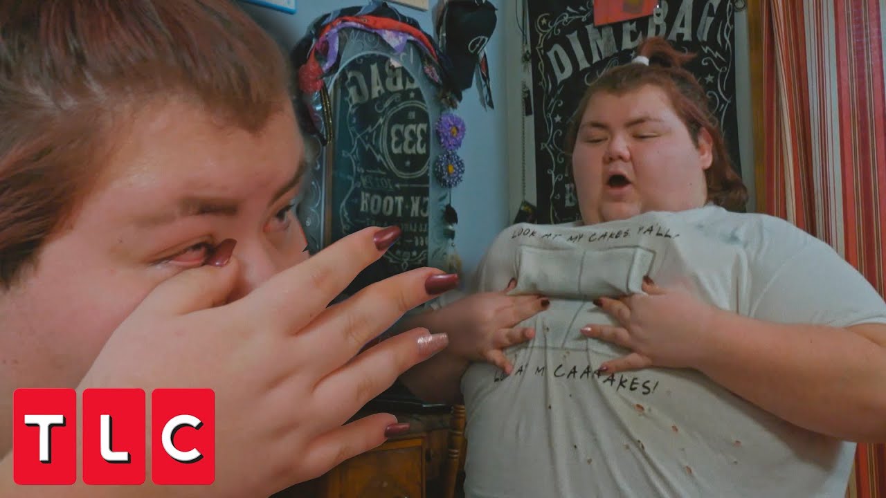 Shay Tries on Her First Bra | sMothered