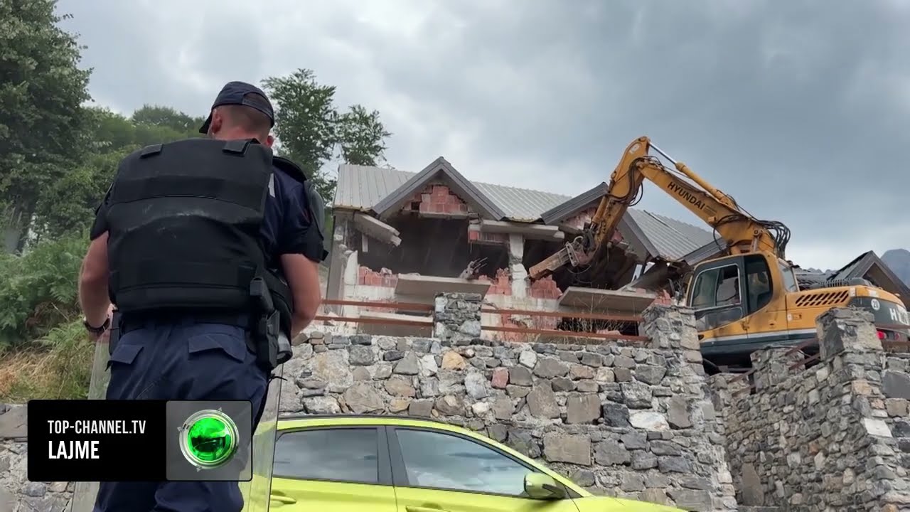 Top Channel/ Hidhet në erë me tritol godina e fundit në Theth, IKMT ...
