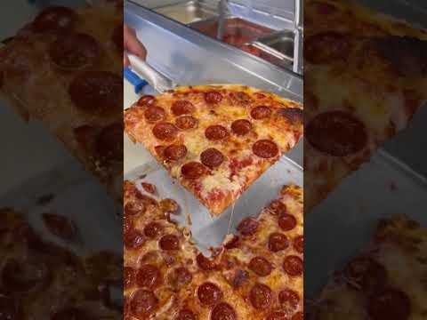 The World's Best Pepperoni Pizza
