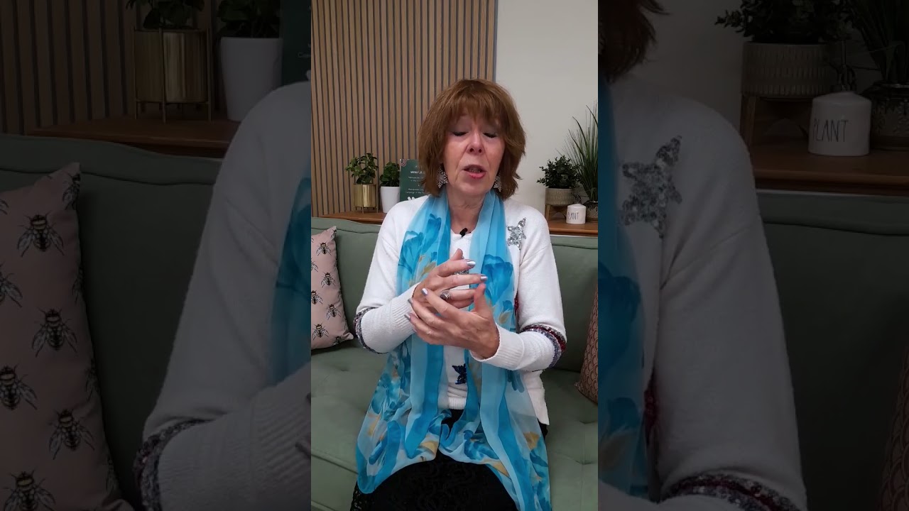 Is it normal to have panic attacks in menopause? Yes, I explain why...