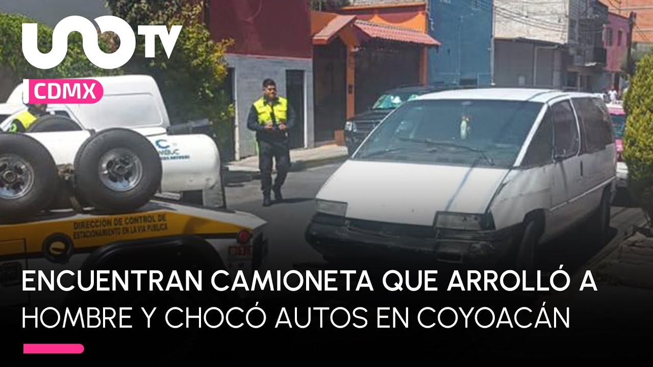 Conductor borracho choca varios autos en estacionamiento y se lleva a empleado de 
