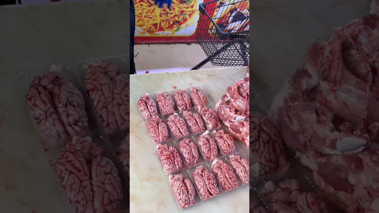 Butcher Extracts and Packs Pig Brain with Precision 👀