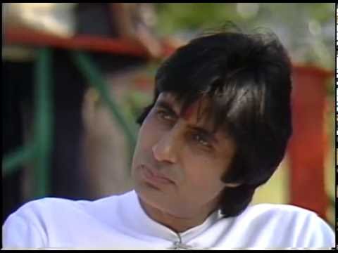 Amitabh Bachchan during the Sharaabi shoot (1983) | SATYAMSHOT
