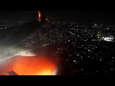 Lion air Boeing 737-900ER PK-LHM night landing at Jakarta Soekarno Hatta International airport (CGK)