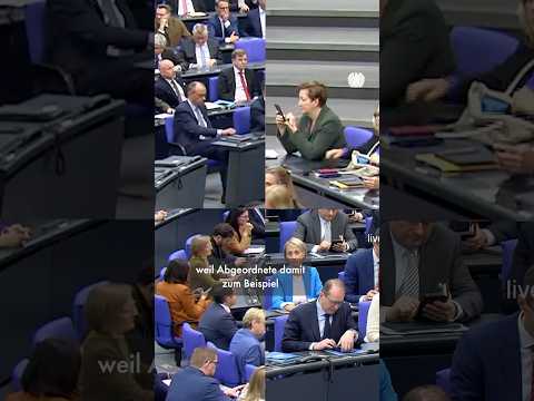 ☎️ Wofür gibt’s Telefone im Plenarsaal? #bundestag