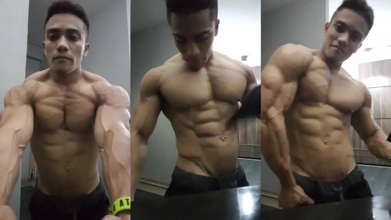 Malaysian Bodybuilder Muscle Flexing