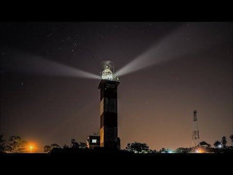 How to Photograph a Lighthouse at Night | Ep03