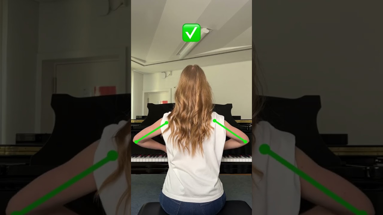 Who has the wrong posture…? #piano #pianolessons #learningpiano #pianomasterclass #writemusic