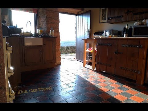 Peak District holiday cottages - Shawside Farm walkthru tour