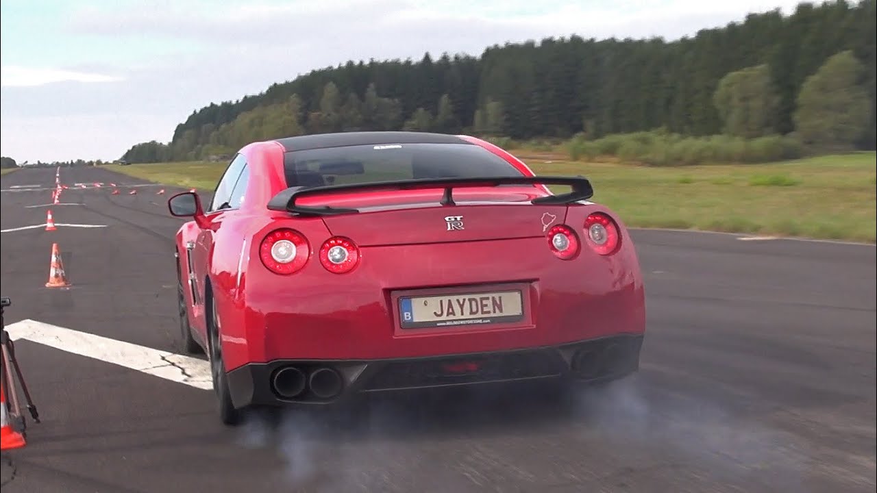 Tuned Nissan GT-R Drag Races Porsche 918 Spyder - autoevolution
