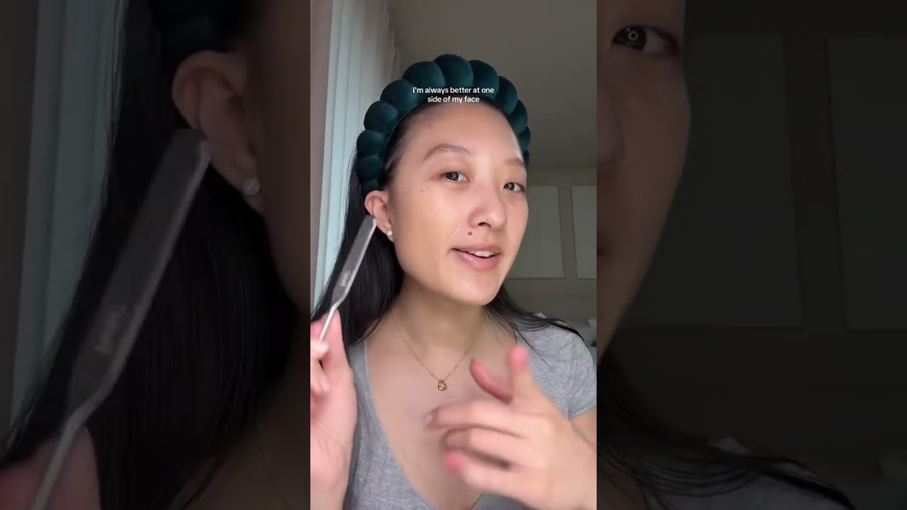 how to apply foundation with a spatula