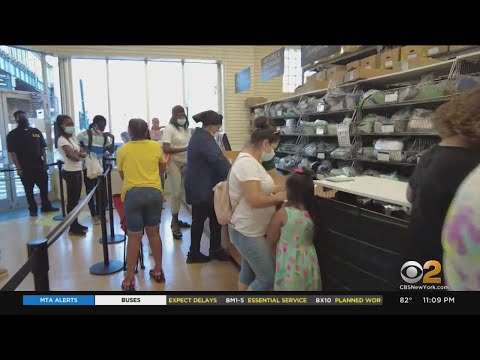Many NYC Parents Scrambling To Buy School Uniforms Before Classes Start