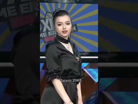 NEW HOT 🔥 INSTAGRAM MODEL IN LIVE SHOW 😱#youtubeshorts #shortsindia #cutegirl #sofiaansari