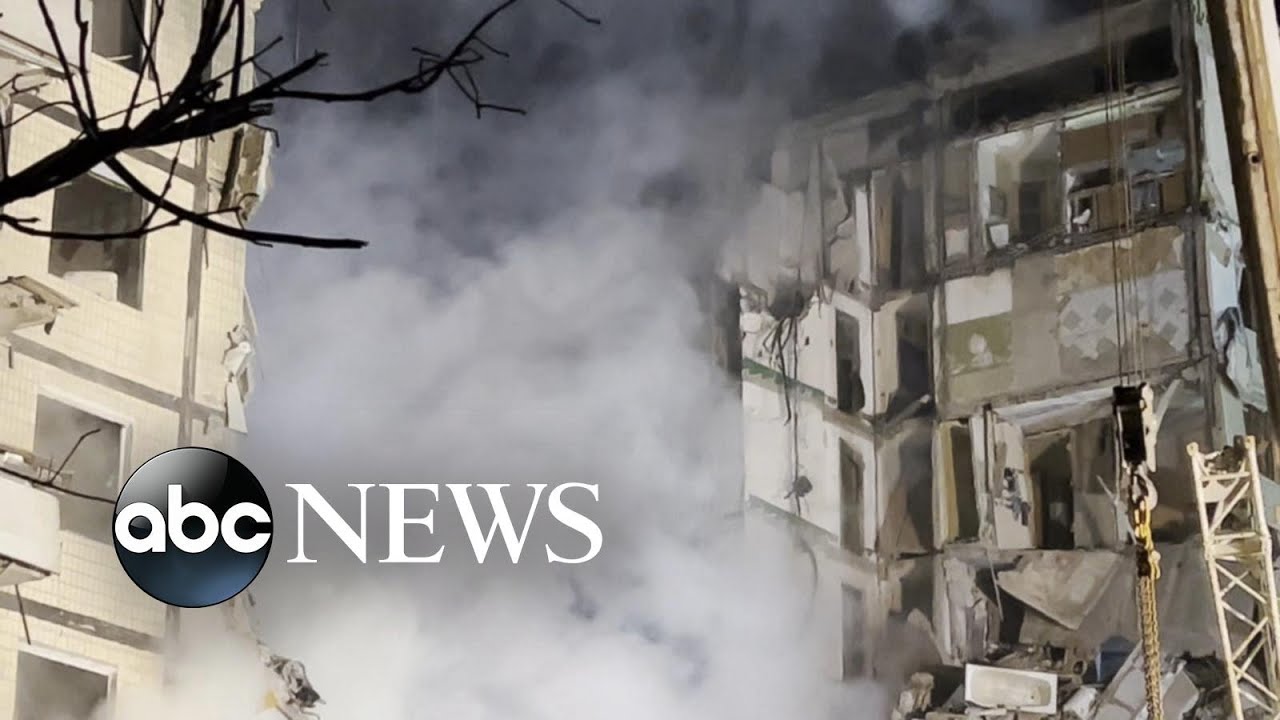 Death toll rises in Ukraine apartment strike | ABCNL