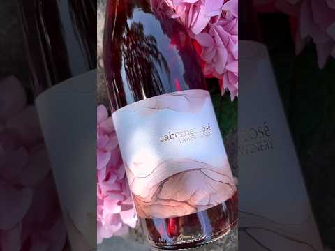 the coolest collaboration ever | Tawse Winery x Erica Helder Studio #alcoholinkpainting