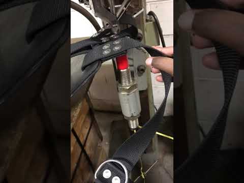 Rivet machine