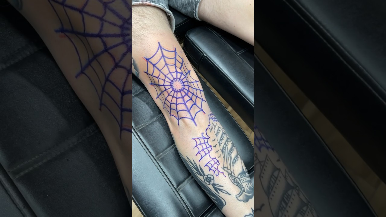 💥 FREE HAND | TATTOO OLD SCHOOL 💥 #shorts #oldschool #tattoo