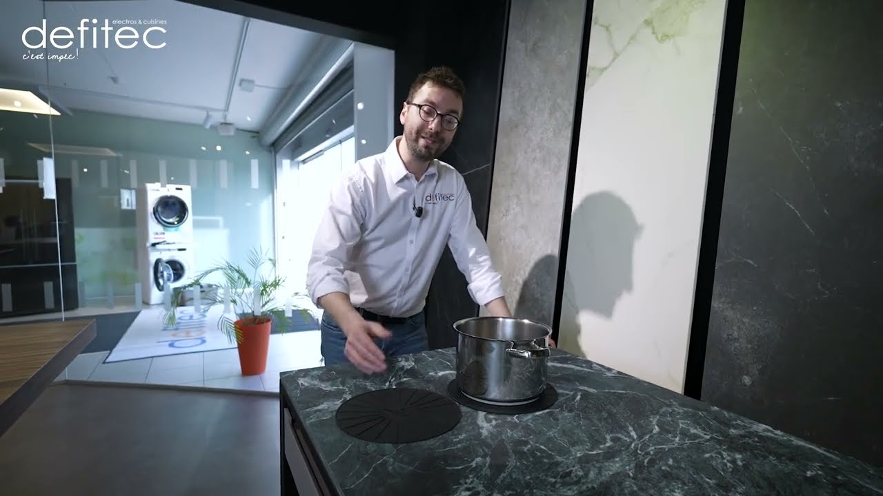 Table de cuisson induction invisible ! LA nouvelle tendance !