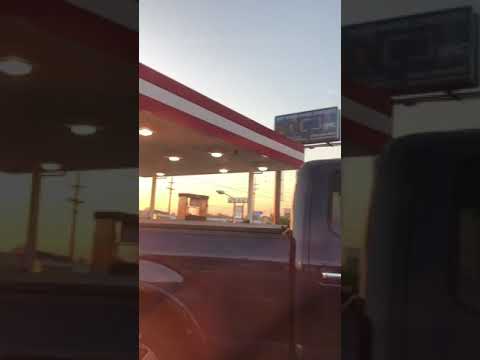 Greasy non cheesy burgers !!! Mobile Taste Test !! Larry’s shortstop Topeka,Kansas