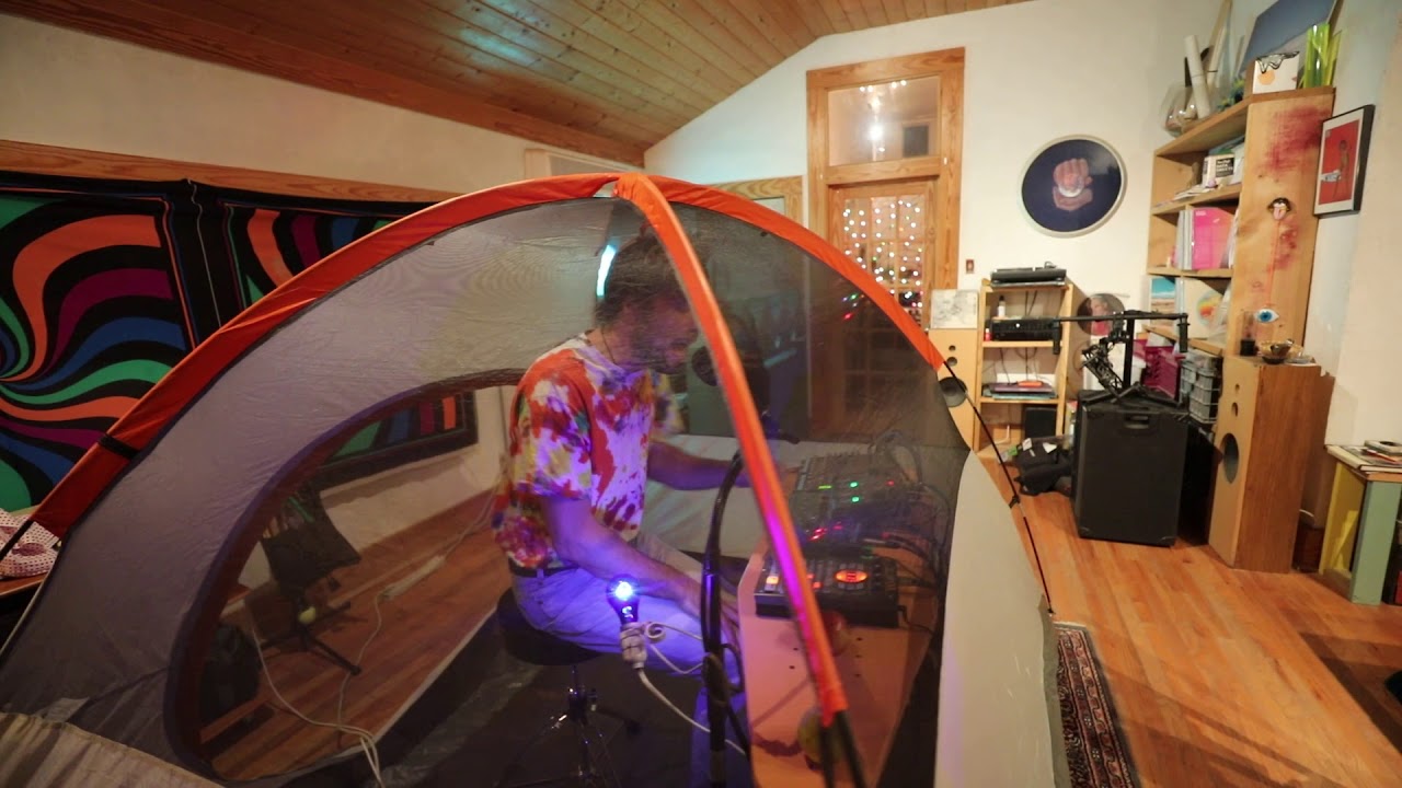 NPR Tiny Desk Contest 2019 Submission //  W.CrEEvEs  