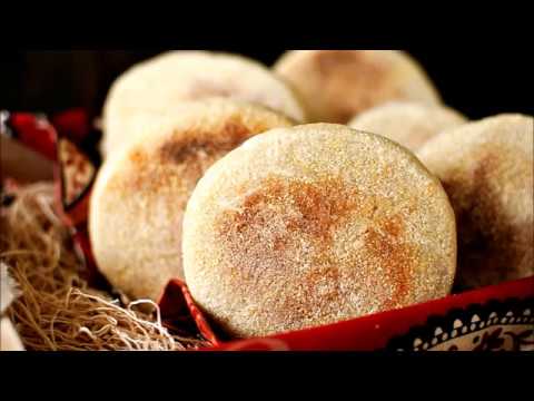 Crumpets vs English Muffins