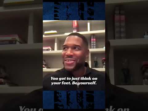 Michael Strahan on getting Saved by Howie #shorts #michaelstrahan #nfl #teamwork