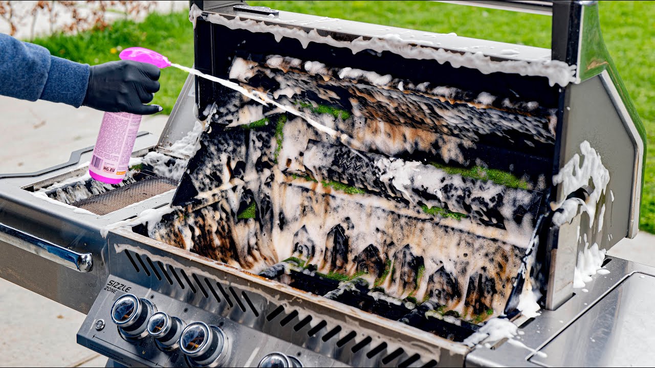 Cleaning the NASTIEST Grill i've ever seen