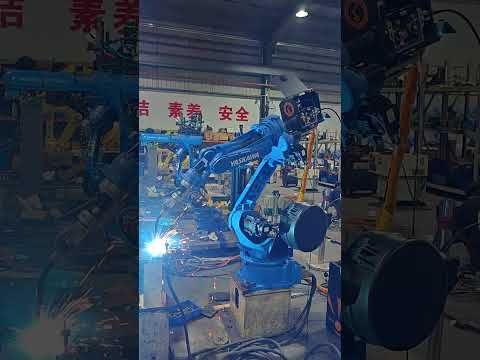 Yaskawa MA1400 oscillating welding #arcwelding #weldingrobot #robot #robotik #robotics #robotica