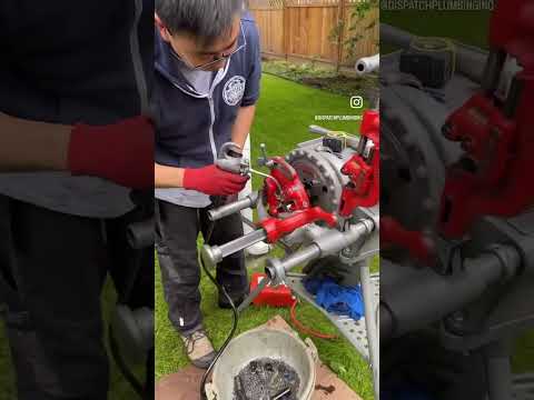 Gary using the Ridgid 300 Pipe Threader ๐ #plumbing