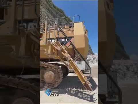 🔍 Inspecting a Used Caterpillar 6018 Machinery for Sale! It's Exhausting, But Worth It! 💪