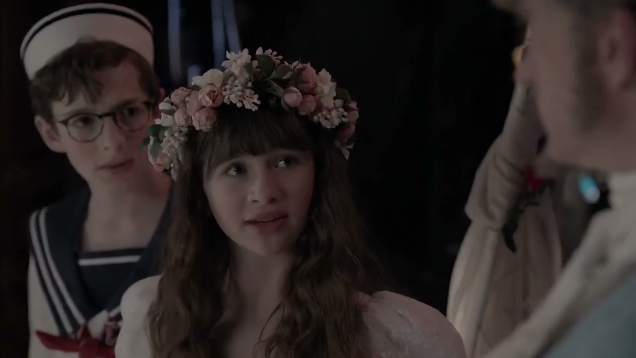A Series of Unfortunate Events :Violet Baudelaire marriage