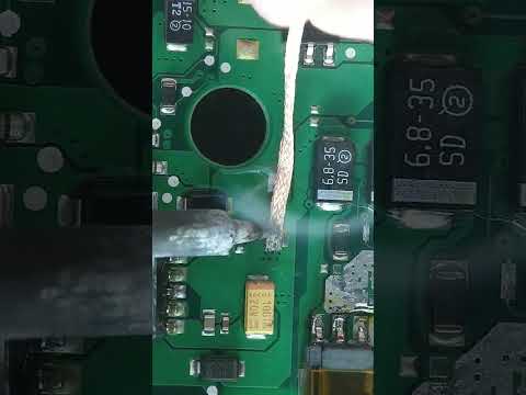 Replacing Tantalum SMD Capacitor #electronic #how #howto #smd #desoldering #process #solder #video