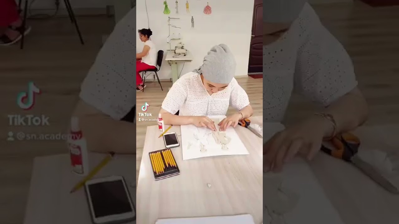 Fashion designer. Fashion illustration. Fashion school.