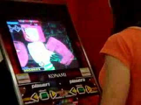 DDR girlfriend match arcade