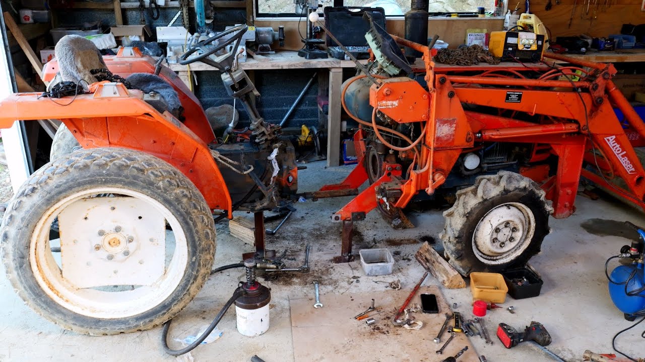 Splitting a Tractor in Half to Fix the Clutch - Kubota L1-18
