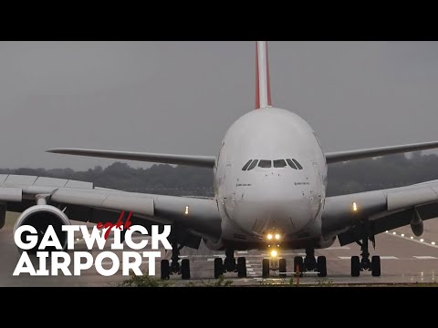 Gatwick Airport Live -LGW/EGKK -9th January 2025