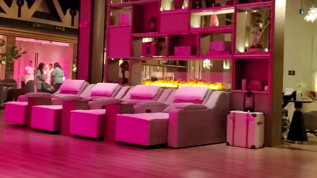 Luxury Day Spa in Toronto, Ontario | Jacuzzi, Sauna, Therapy Rooms Affordable 24 Hours (Go Place)